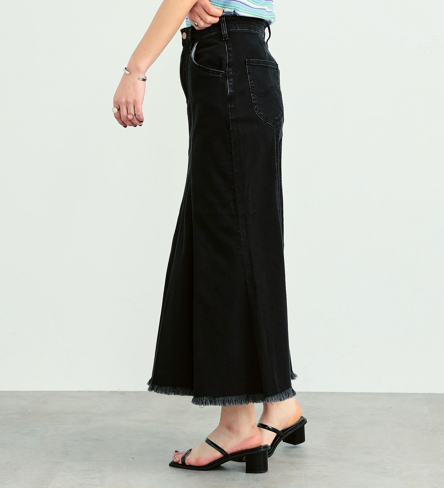 新シリーズLee BABE│Lee公式通販 | ジーンズ、デニム通販のEDWIN（エドウイン）公式通販オンラインモール